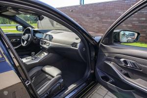 Melns BMW 320 2021 Marijampole, ar dzinēja tilpumu 2.00 L un nobraukumu 229 tūkst. km par 21950 €, foto 34 vietnē AUTOMOTO.COM.LV