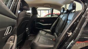 Melns BMW 320 2021 Rīga, ar dzinēja tilpumu 2.00 L un nobraukumu 64 tūkst. km par 28890 €, foto 24 vietnē AUTOMOTO.COM.LV
