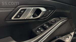 Melns BMW 320 2021 Rīga, ar dzinēja tilpumu 2.00 L un nobraukumu 64 tūkst. km par 28890 €, foto 28 vietnē AUTOMOTO.COM.LV