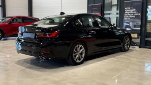 Black BMW 320 2021 in Riga, with an engine capacity of 2.00 L and mileage of 64 thousand km for 28890 €, photo 6 on AUTOMOTO.COM.LV