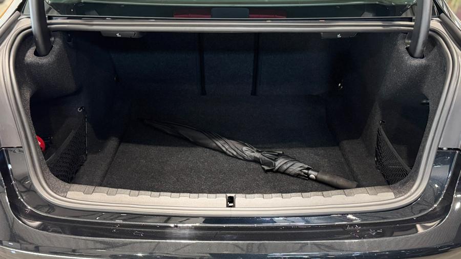 Black BMW 320 2021 in Riga, with an engine capacity of 2.00 L and mileage of 64 thousand km for 28890 €, photo 24 on AUTOMOTO.COM.LV