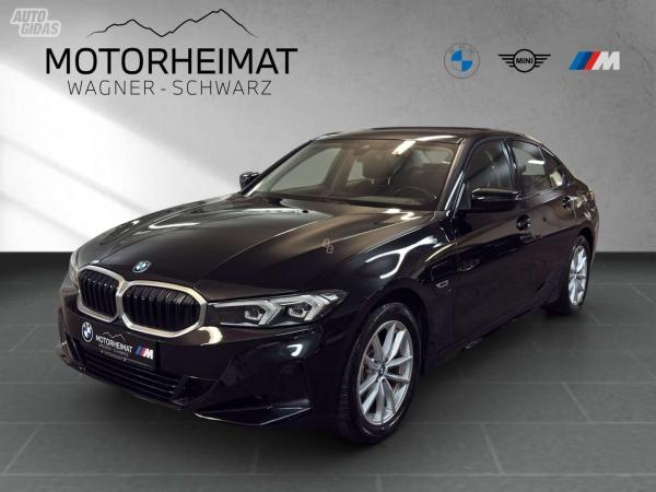 Black BMW 320 2022 in Kaunas, with an engine capacity of 2.00 L and mileage of 63 thousand km for 31102 €, photo 1 on AUTOMOTO.COM.LV