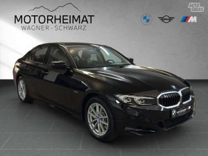 Melns BMW 320 2022 Kauņa, ar dzinēja tilpumu 2.00 L un nobraukumu 63 tūkst. km par 31102 €, foto 4 vietnē AUTOMOTO.COM.LV