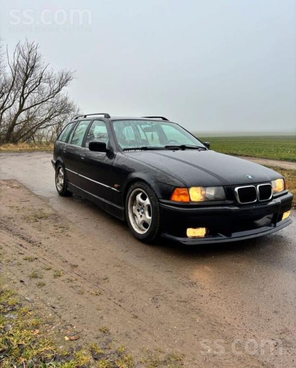 Melns BMW 320 1995 Rīga, ar dzinēja tilpumu 2.00 L un nobraukumu 278 tūkst. km par 2200 €, foto 2 vietnē AUTOMOTO.COM.LV