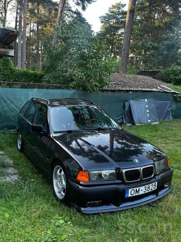Melns BMW 320 1995 Rīga, ar dzinēja tilpumu 2.00 L un nobraukumu 282 tūkst. km par 3750 €, foto 4 vietnē AUTOMOTO.COM.LV
