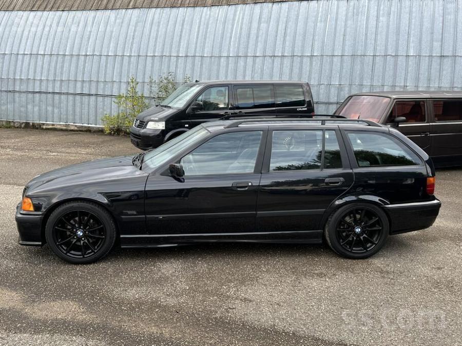 Melns BMW 320 1996 Valmiera, ar dzinēja tilpumu 2.00 L un nobraukumu 297 tūkst. km par 4900 €, foto 9 vietnē AUTOMOTO.COM.LV