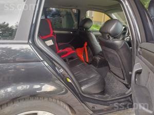 Black BMW 320 2000 in Riga, with an engine capacity of 2.00 L and mileage of 319 thousand km for 1850 €, photo 7 on AUTOMOTO.COM.LV