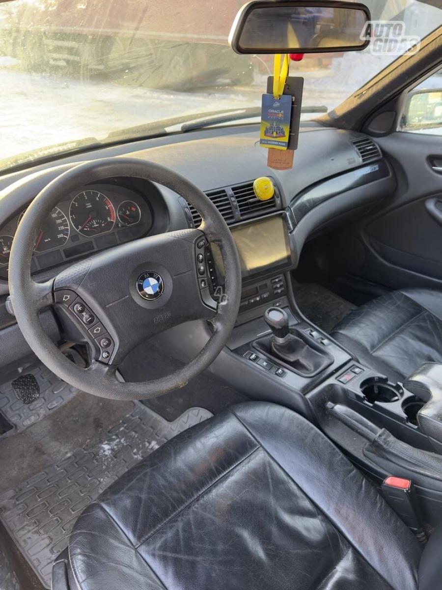 Melns BMW 320 2001 Anykščiai, ar dzinēja tilpumu 2.00 L un nobraukumu 471 tūkst. km par 1450 €, foto 9 vietnē AUTOMOTO.COM.LV