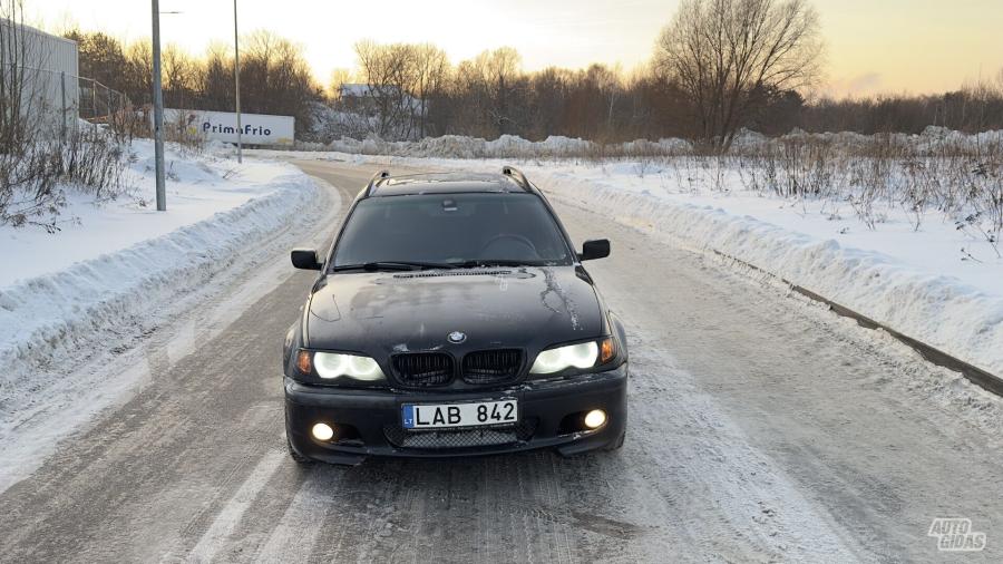 Melns BMW 320 2002 Viļņa, ar dzinēja tilpumu 2.00 L un nobraukumu 413 tūkst. km par 2000 €, foto 1 vietnē AUTOMOTO.COM.LV