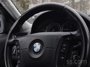 Black BMW 320 2002 in Riga, with an engine capacity of 2.00 L and mileage of 0 thousand km for 2400 €, photo 9 on AUTOMOTO.COM.LV