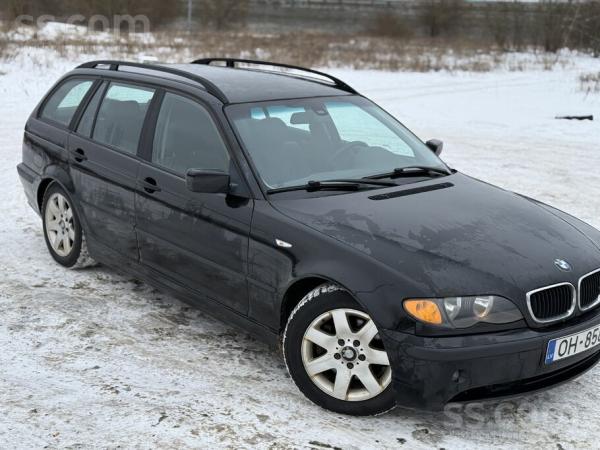 Black BMW 320 2002 in Riga, with an engine capacity of 2.00 L and mileage of 388 thousand km for 1400 €, photo 3 on AUTOMOTO.COM.LV