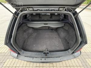 Black BMW 320 2002 in Riga, with an engine capacity of 2.00 L and mileage of 322 thousand km for 4200 €, photo 18 on AUTOMOTO.COM.LV
