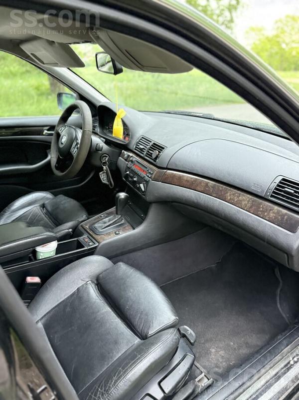 Melns BMW 320 2002 Kuldīga, ar dzinēja tilpumu 2.20 L un nobraukumu 338 tūkst. km par 2200 €, foto 6 vietnē AUTOMOTO.COM.LV