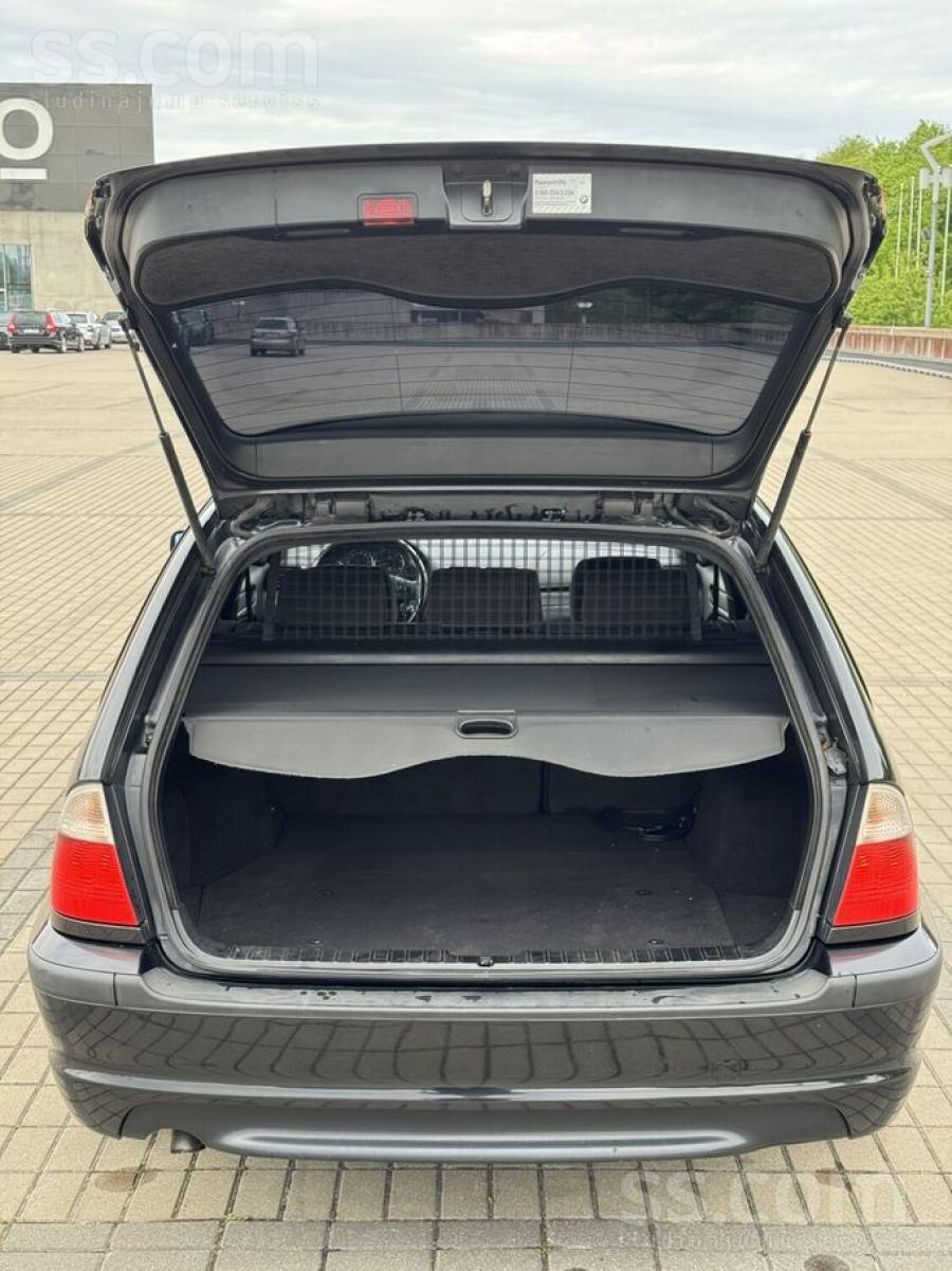 Melns BMW 320 2002 Rīga, ar dzinēja tilpumu 2.00 L un nobraukumu 322 tūkst. km par 3900 €, foto 11 vietnē AUTOMOTO.COM.LV