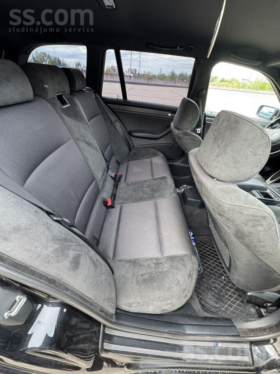 Melns BMW 320 2002 Rīga, ar dzinēja tilpumu 2.00 L un nobraukumu 322 tūkst. km par 3900 €, foto 18 vietnē AUTOMOTO.COM.LV