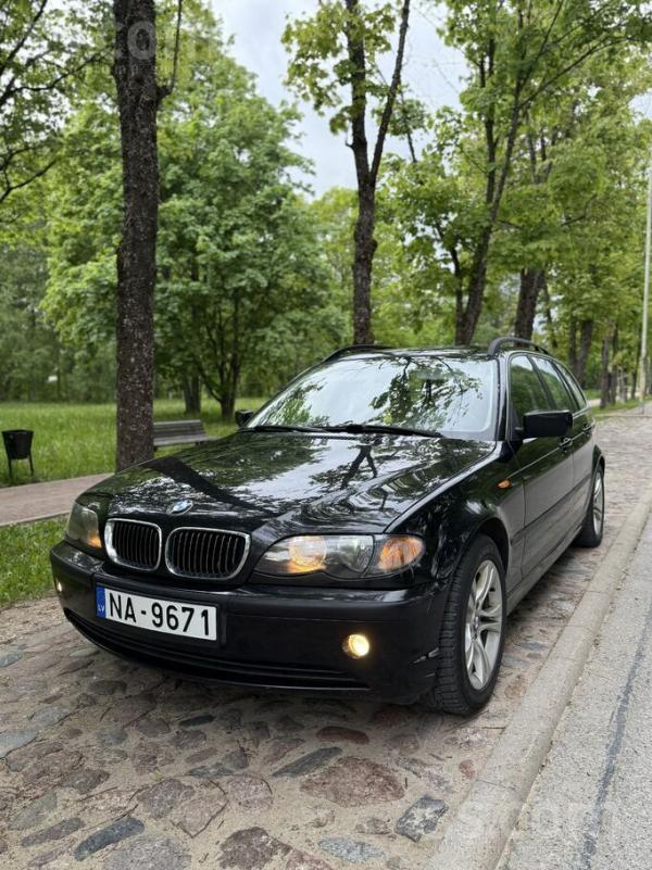 Melns BMW 320 2002 Kuldīga, ar dzinēja tilpumu 2.20 L un nobraukumu 337 tūkst. km par 2650 €, foto 4 vietnē AUTOMOTO.COM.LV