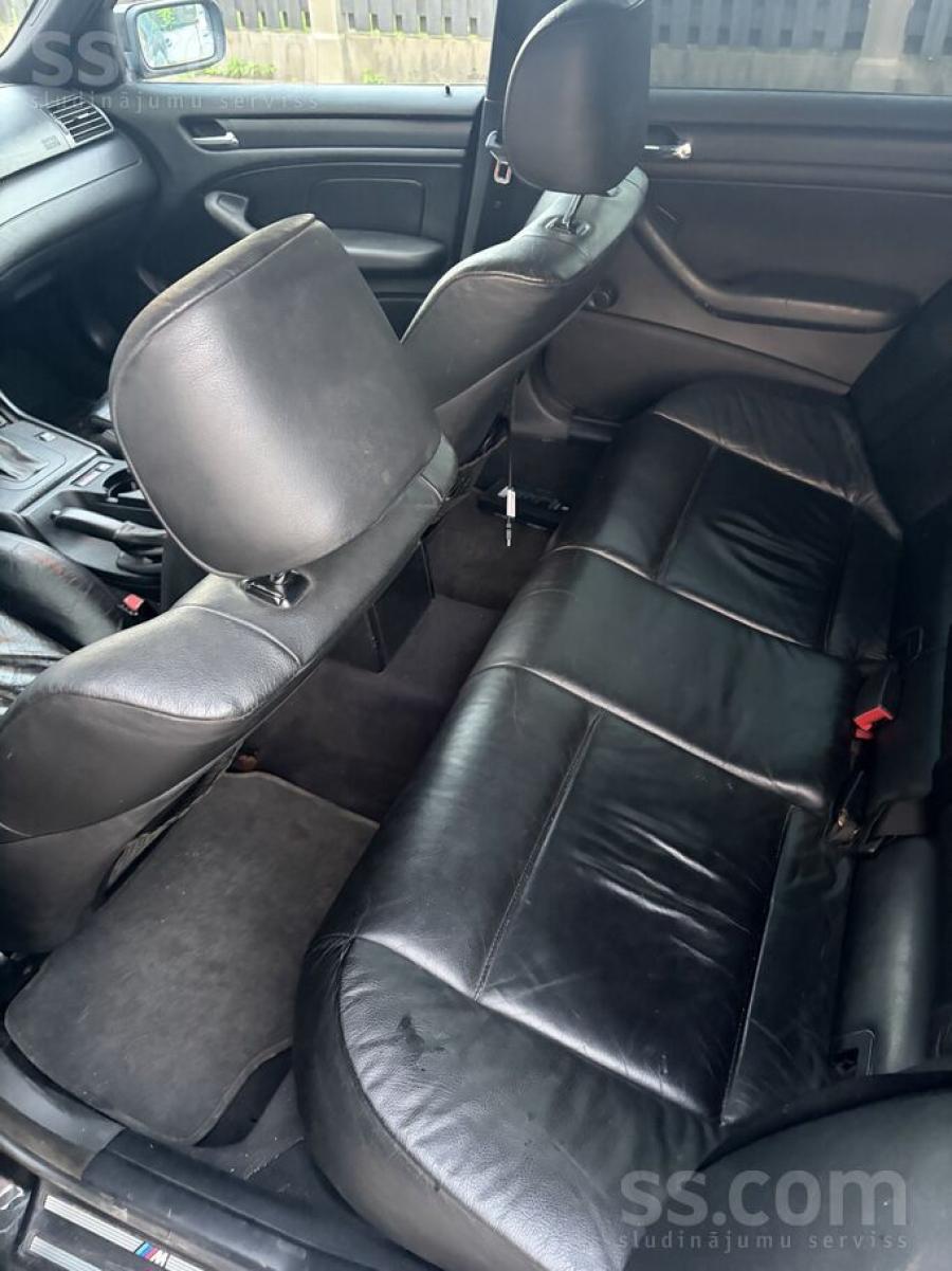 Black BMW 320 2002 in Liepaja, with an engine capacity of 2.00 L and mileage of 242 thousand km for 2100 €, photo 6 on AUTOMOTO.COM.LV