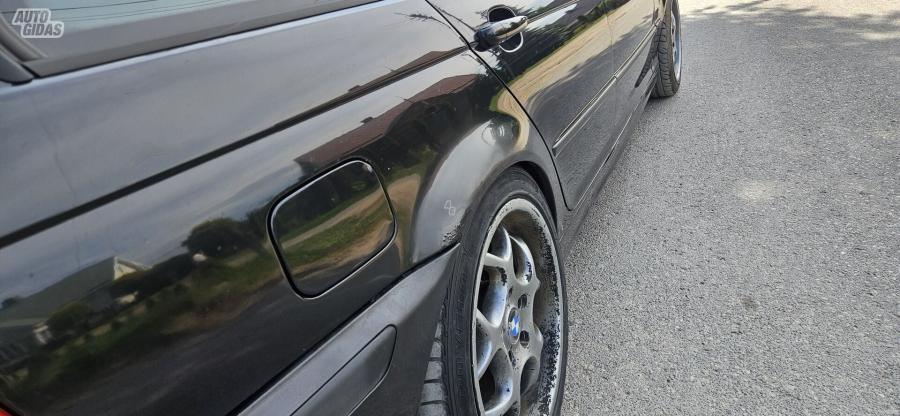 Melns BMW 320 2002 Viļņa, ar dzinēja tilpumu 2.00 L un nobraukumu 373 tūkst. km par 1450 €, foto 11 vietnē AUTOMOTO.COM.LV