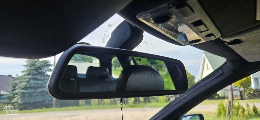 Melns BMW 320 2002 Viļņa, ar dzinēja tilpumu 2.00 L un nobraukumu 373 tūkst. km par 1450 €, foto 15 vietnē AUTOMOTO.COM.LV