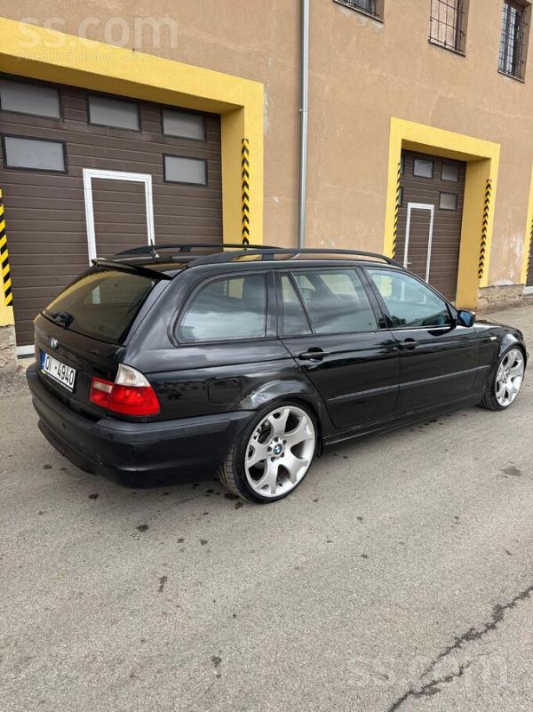 Black BMW 320 2002 in Bauska, with an engine capacity of 2.00 L and mileage of 377 thousand km for 2100 €, photo 3 on AUTOMOTO.COM.LV