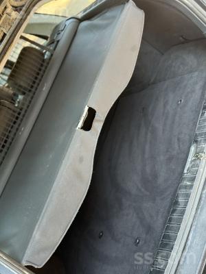Black BMW 320 2002 in Kuldiga, with an engine capacity of 2.20 L and mileage of 338 thousand km for 2200 €, photo 12 on AUTOMOTO.COM.LV