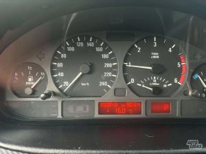 Black BMW 320 2002 in Kaunas, with an engine capacity of 2.00 L and mileage of 351 thousand km for 2200 €, photo 10 on AUTOMOTO.COM.LV