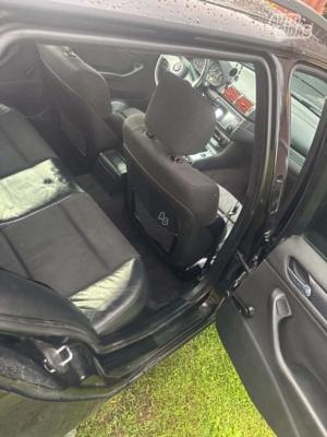 Black BMW 320 2002 in Kaunas, with an engine capacity of 2.00 L and mileage of 351 thousand km for 2200 €, photo 11 on AUTOMOTO.COM.LV