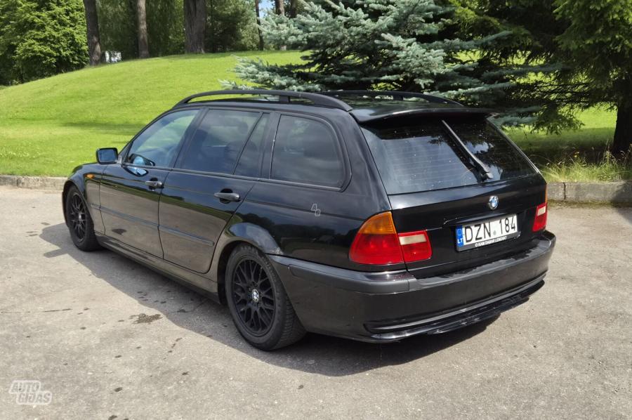 Black BMW 320 2002 in Kaunas, with an engine capacity of 2.00 L and mileage of 477 thousand km for 800 €, photo 5 on AUTOMOTO.COM.LV
