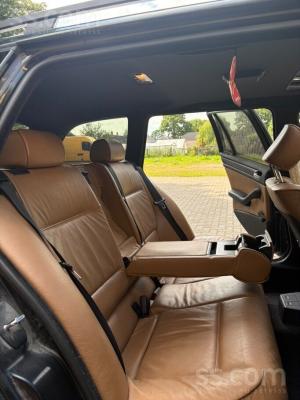 Black BMW 320 2002 in Jekabpils, with an engine capacity of 2.00 L and mileage of 354 thousand km for 3500 €, photo 5 on AUTOMOTO.COM.LV