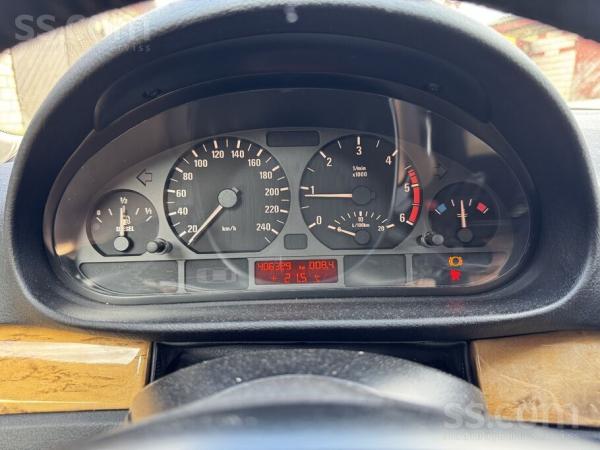 Melns BMW 320 2002 Jelgava, ar dzinēja tilpumu 2.00 L un nobraukumu 406 tūkst. km par 1750 €, foto 10 vietnē AUTOMOTO.COM.LV