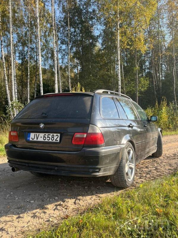 Черный БМВ 320 2002 в Даугавпилс, объемом двигателя 2.00 л и пробегом 400 тыс. км за 2350 €, фото 3 на AUTOMOTO.COM.LV