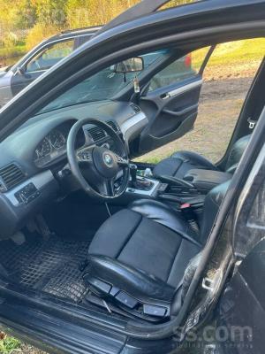 Melns BMW 320 2002 Daugavpils, ar dzinēja tilpumu 2.00 L un nobraukumu 400 tūkst. km par 2350 €, foto 5 vietnē AUTOMOTO.COM.LV
