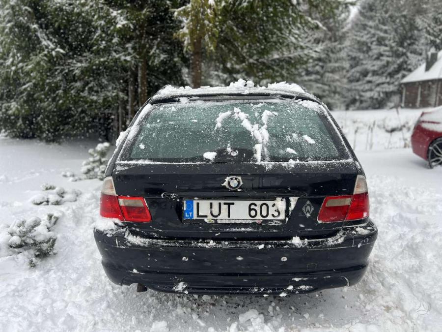 Melns BMW 320 2003 Kelmė, ar dzinēja tilpumu 2.00 L un nobraukumu 330 tūkst. km par 1050 €, foto 6 vietnē AUTOMOTO.COM.LV