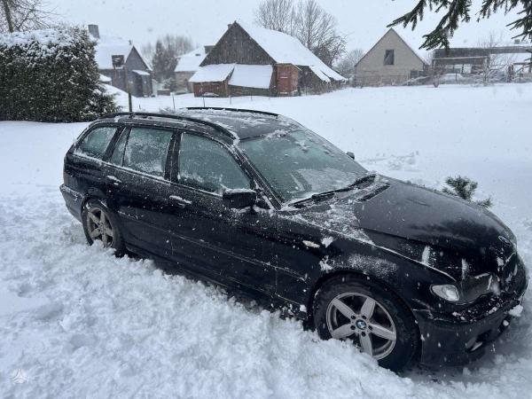 Black BMW 320 2003 in Kelme, with an engine capacity of 2.00 L and mileage of 330 thousand km for 1050 €, photo 7 on AUTOMOTO.COM.LV