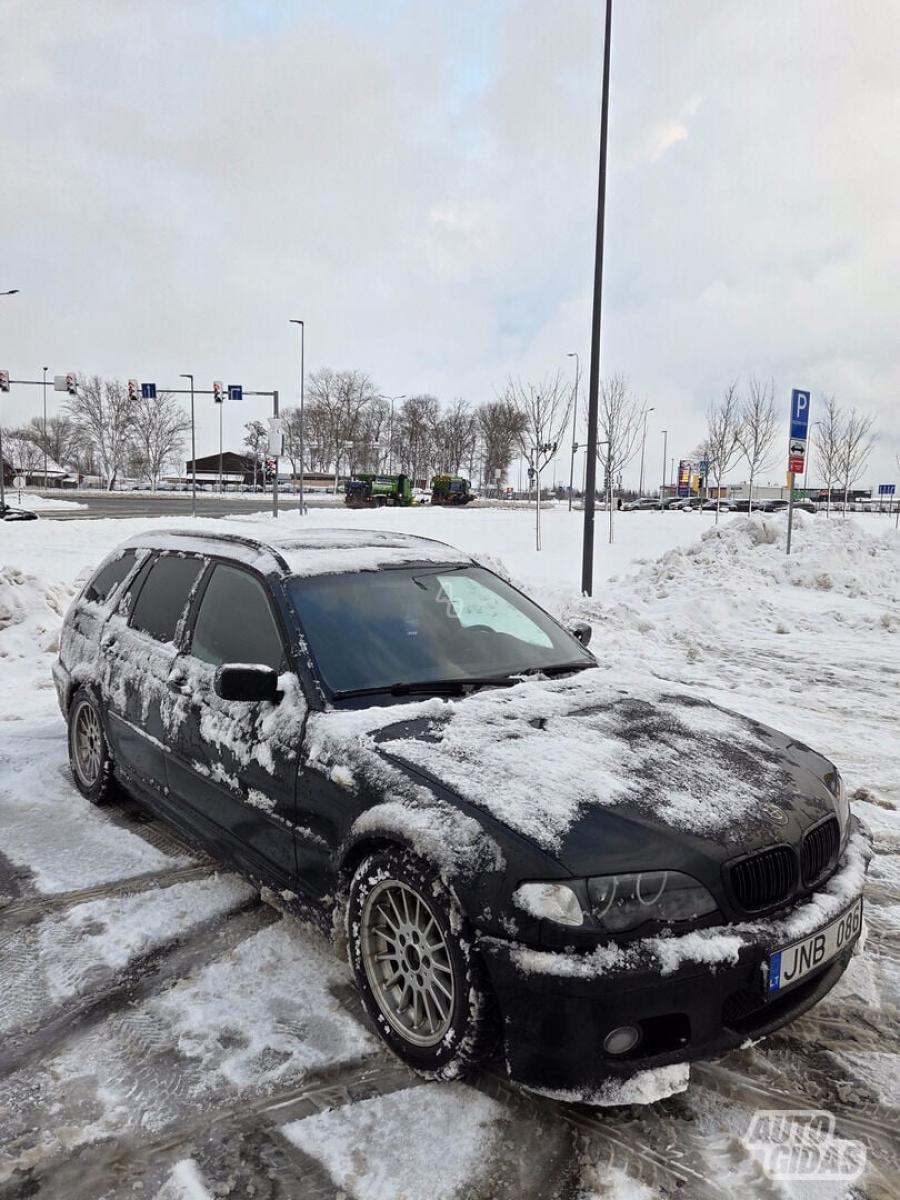 Melns BMW 320 2003 Klaipėda, ar dzinēja tilpumu 2.00 L un nobraukumu 332 tūkst. km par 2400 €, foto 4 vietnē AUTOMOTO.COM.LV