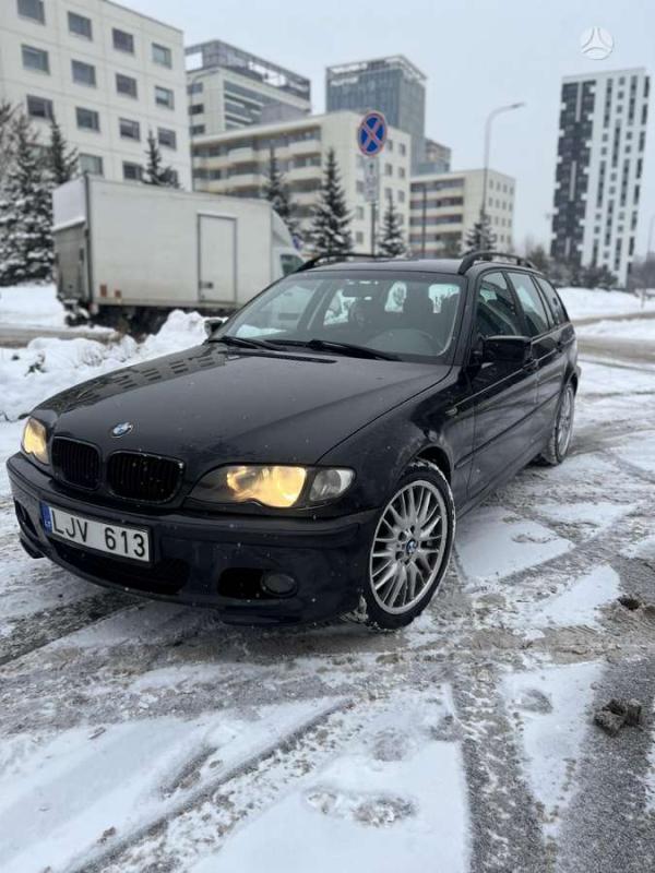 Melns BMW 320 2003 Viļņa, ar dzinēja tilpumu 2.00 L un nobraukumu 318 tūkst. km par 1499 €, foto 1 vietnē AUTOMOTO.COM.LV