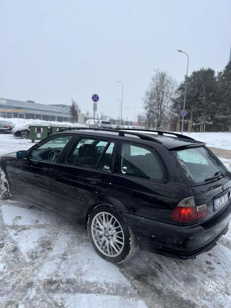 Melns BMW 320 2003 Viļņa, ar dzinēja tilpumu 2.00 L un nobraukumu 318 tūkst. km par 1499 €, foto 4 vietnē AUTOMOTO.COM.LV