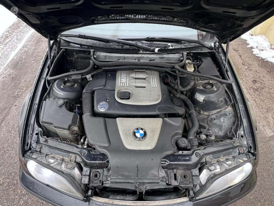 Melns BMW 320 2003 Viļņa, ar dzinēja tilpumu 2.00 L un nobraukumu 400 tūkst. km par 1700 €, foto 7 vietnē AUTOMOTO.COM.LV
