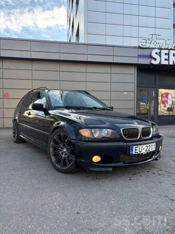 Black BMW 320 2003 in Riga, with an engine capacity of 2.00 L and mileage of 310 thousand km for 2990 €, photo 1 on AUTOMOTO.COM.LV
