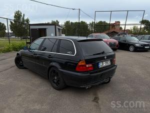 Black BMW 320 2003 in Riga, with an engine capacity of 2.20 L and mileage of 0 thousand km for 1290 €, photo 5 on AUTOMOTO.COM.LV