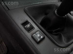 Black BMW 320 2003 in Riga, with an engine capacity of 2.20 L and mileage of 0 thousand km for 1290 €, photo 9 on AUTOMOTO.COM.LV