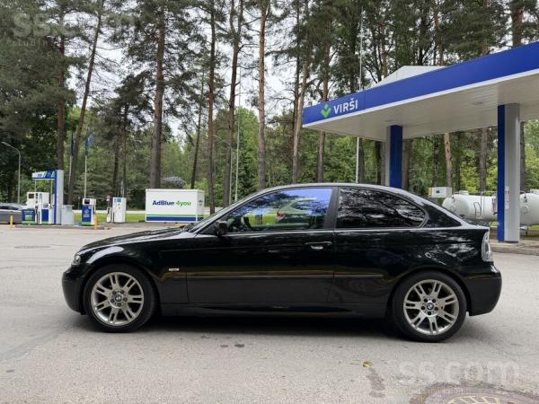 Black BMW 320 2003 in Riga, with an engine capacity of 2.00 L and mileage of 203 thousand km for 3200 €, photo 2 on AUTOMOTO.COM.LV