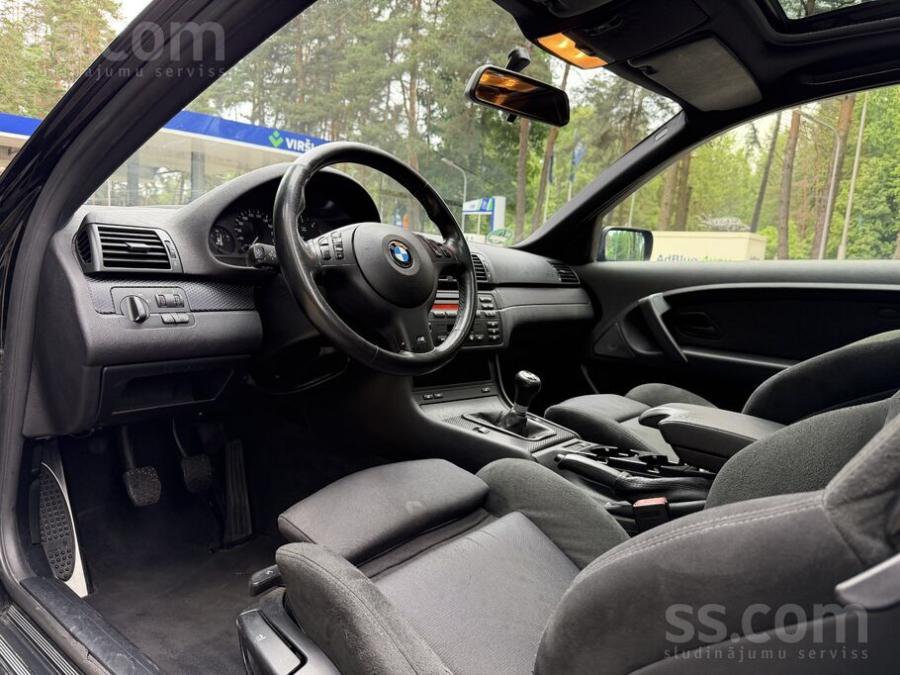 Black BMW 320 2003 in Riga, with an engine capacity of 2.00 L and mileage of 203 thousand km for 3200 €, photo 9 on AUTOMOTO.COM.LV