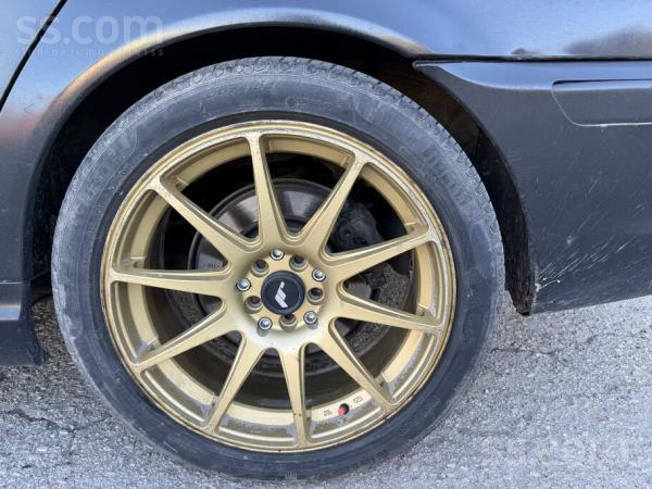 Melns BMW 320 2003 Dobele, ar dzinēja tilpumu 2.00 L un nobraukumu 418 tūkst. km par 2800 €, foto 6 vietnē AUTOMOTO.COM.LV