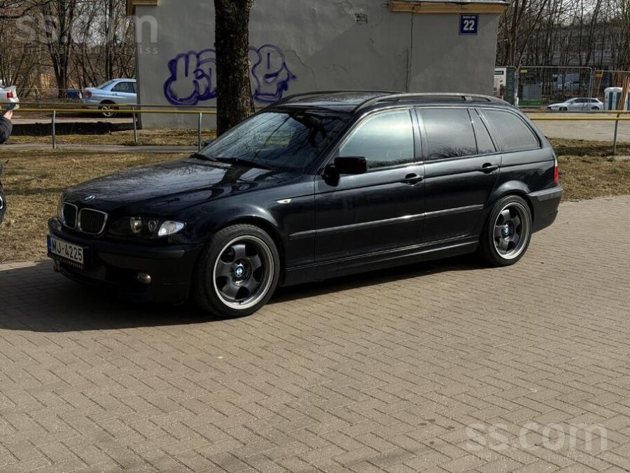 Melns BMW 320 2003 Rīga, ar dzinēja tilpumu 2.00 L un nobraukumu 413 tūkst. km par 4050 €, foto 3 vietnē AUTOMOTO.COM.LV