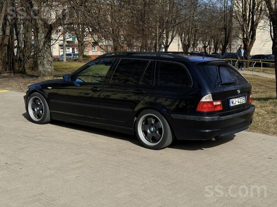 Melns BMW 320 2003 Rīga, ar dzinēja tilpumu 2.00 L un nobraukumu 413 tūkst. km par 4050 €, foto 4 vietnē AUTOMOTO.COM.LV
