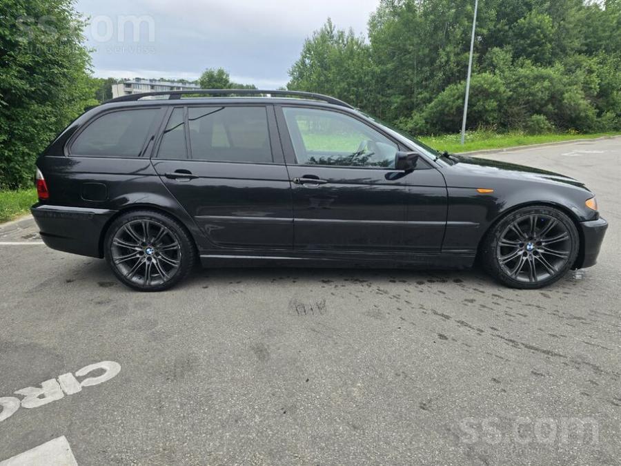 Black BMW 320 2003 in Riga, with an engine capacity of 2.00 L and mileage of 311 thousand km for 2750 €, photo 8 on AUTOMOTO.COM.LV