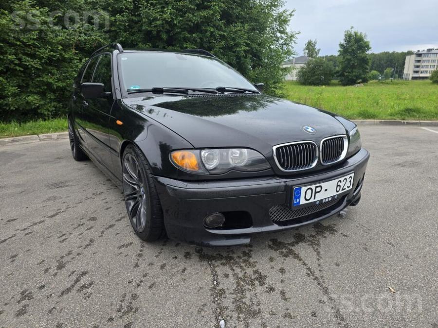Black BMW 320 2003 in Riga, with an engine capacity of 2.00 L and mileage of 311 thousand km for 2750 €, photo 14 on AUTOMOTO.COM.LV
