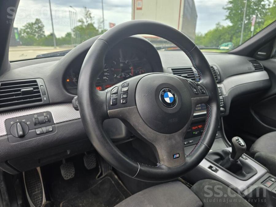 Black BMW 320 2003 in Riga, with an engine capacity of 2.00 L and mileage of 311 thousand km for 2750 €, photo 18 on AUTOMOTO.COM.LV