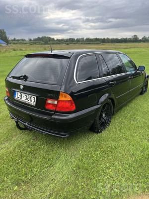 Melns BMW 320 2003 Rīga, ar dzinēja tilpumu 2.20 L un nobraukumu 370 tūkst. km par 850 €, foto 4 vietnē AUTOMOTO.COM.LV